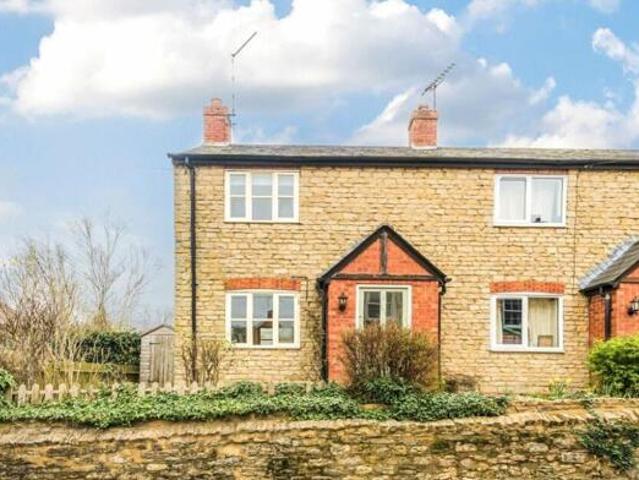 2 Bedroom End Of Terrace House For Sale In Syresham, Brackley