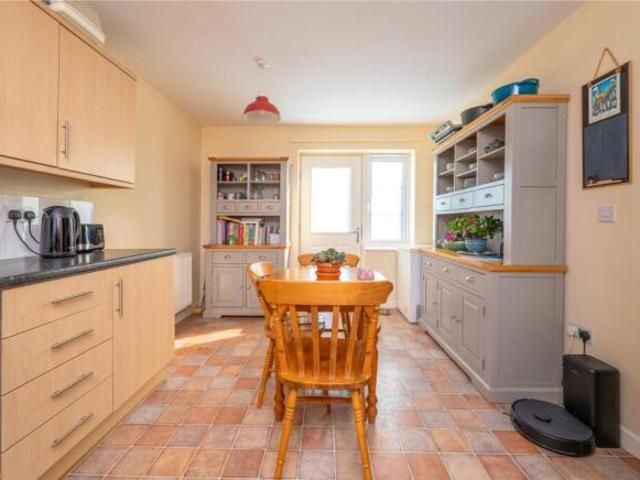 2 bedroom end of terrace house for sale in Pasture View, Oaklands Lane, Smallford, St. Albans, AL4