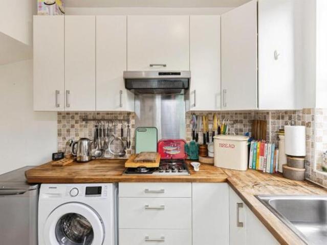2 bedroom end of terrace house for sale in Pyrah Street, Wyke, Bradford, BD12