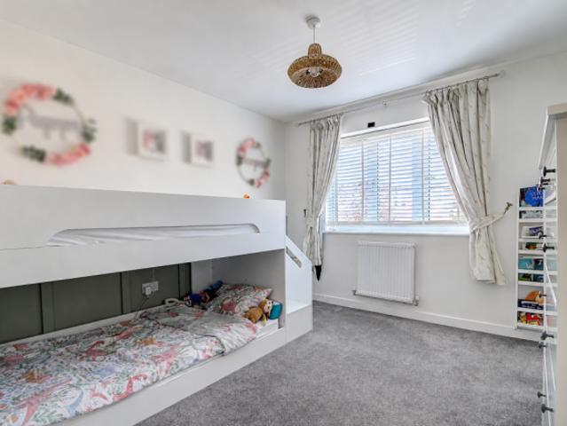 2 bedroom end of terrace house for sale in Rowan Avenue, Basingstoke, RG23