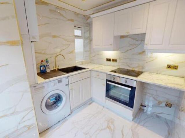 2 bedroom end of terrace house for sale in Regency Square, Brighton, East Sussex, BN1 2FJ, BN1