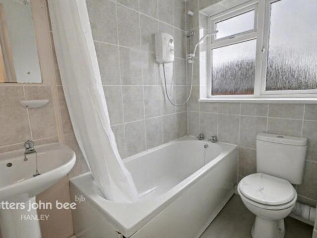 2 bedroom end of terrace house for sale in Ruxley Road, Stoke On Trent, ST2 9BS, ST2