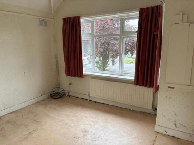 2 bedroom end of terrace house for sale in Wold Road, Hull, HU5