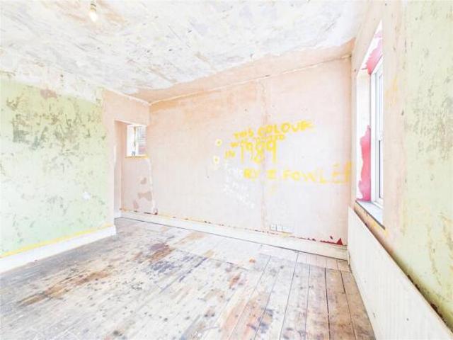 2 bedroom end of terrace house for sale in Woolhope Road, Worcester, Worcestershire, WR5