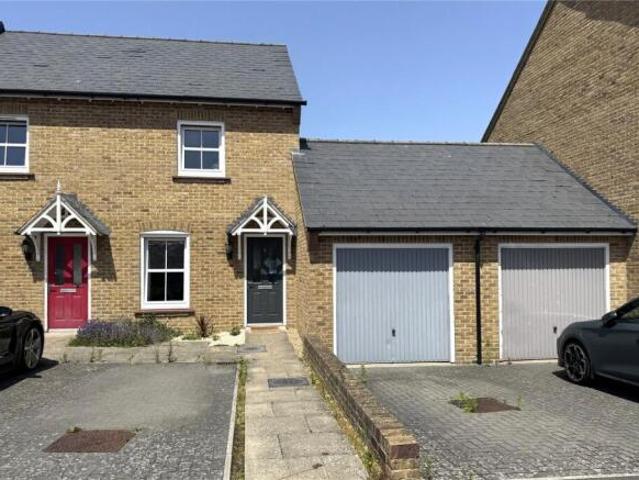 2 bedroom end of terrace house for sale in Woolston Place, Sherfield on Loddon, Hook, Hampshire, RG27
