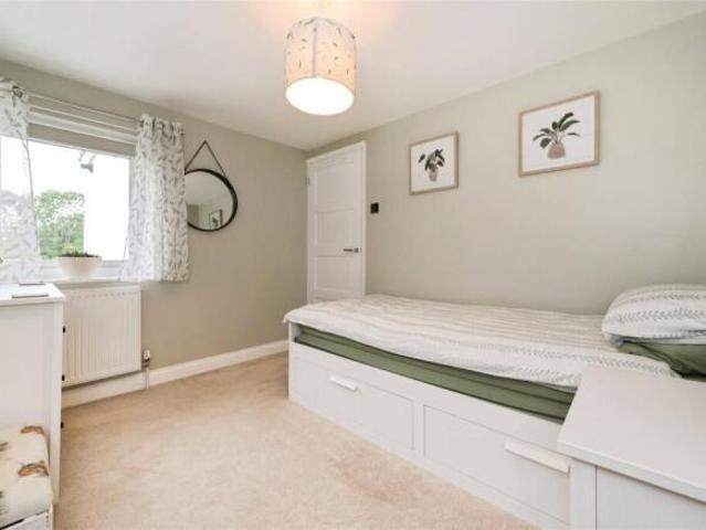 2 bedroom end of terrace house for sale in Woolston Road, Netley Abbey, Southampton, Hampshire, SO31