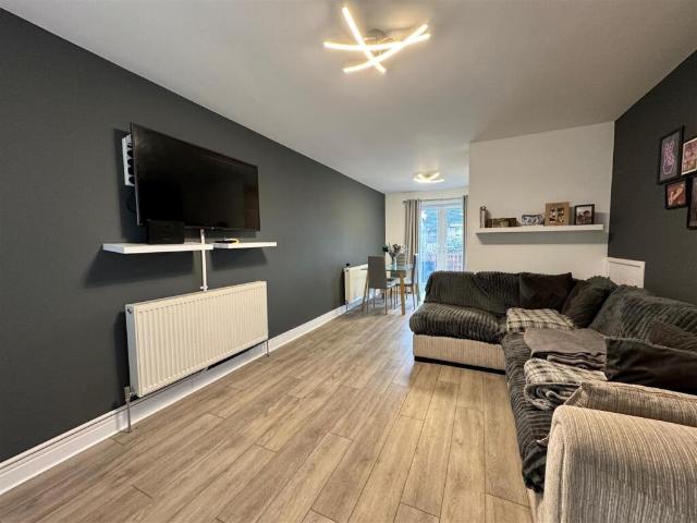 2 bedroom end of terrace house for sale in Woolwell, Plymouth, PL6