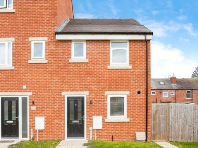 2 Bedroom End Of Terrace House For Sale In Wakefield, West Yorkshire