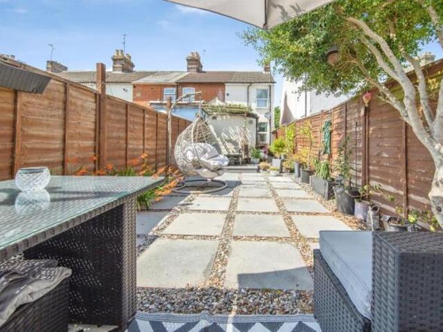 2 bedroom end of terrace house for sale in Wallace Road, Ipswich, IP1
