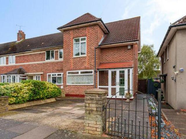 2 Bedroom End Of Terrace House For Sale In Warstock