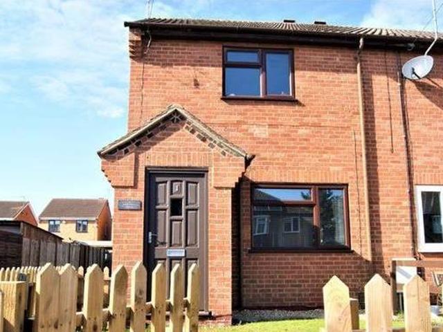 2 bedroom end of terrace house for sale in Wentworth Corner Newark NG24