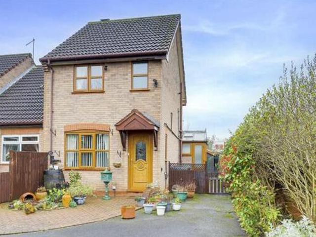 2 Bedroom End Of Terrace House For Sale In West Bridgford, Nottinghamshire