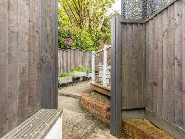 2 bedroom end of terrace house for sale in West Overcliff Drive, Bournemouth, BH4