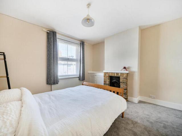 2 bedroom end of terrace house for sale in Wharton Road, Bromley, BR1