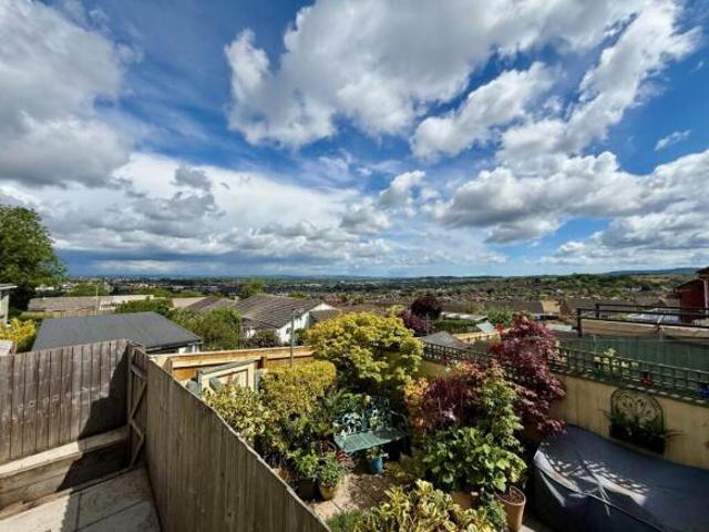 2 bedroom end of terrace house for sale in Wheatley Close, St. Thomas, EX4