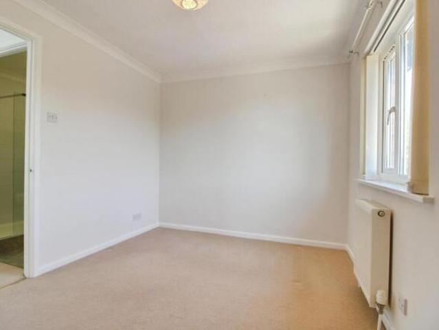 2 bedroom end of terrace house for sale in Wilkins Close, Swindon, SN2