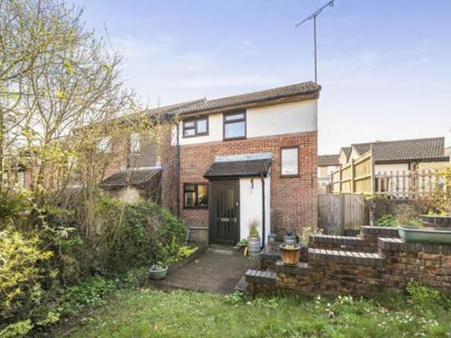 2 Bedroom End Of Terrace House For Sale In Winchester, Hampshire