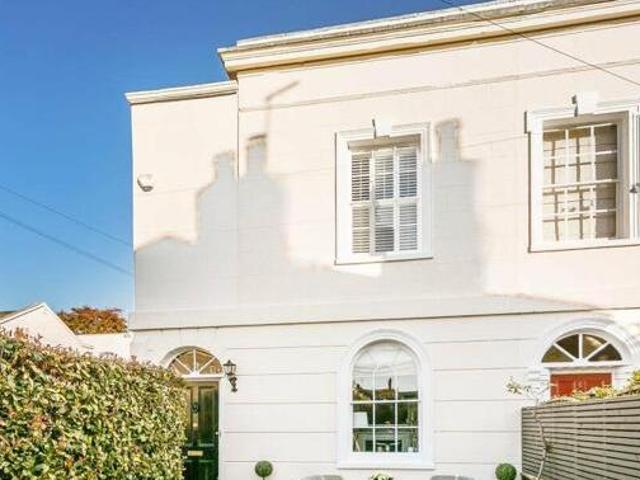 2 Bedroom End Of Terrace House For Sale In Windsor