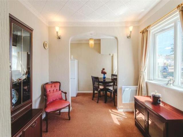 2 bedroom end of terrace house for sale in Winsley Close, Penhill, Swindon, SN2