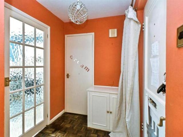 2 bedroom end of terrace house for sale in Wish Hill, Eastbourne, BN20