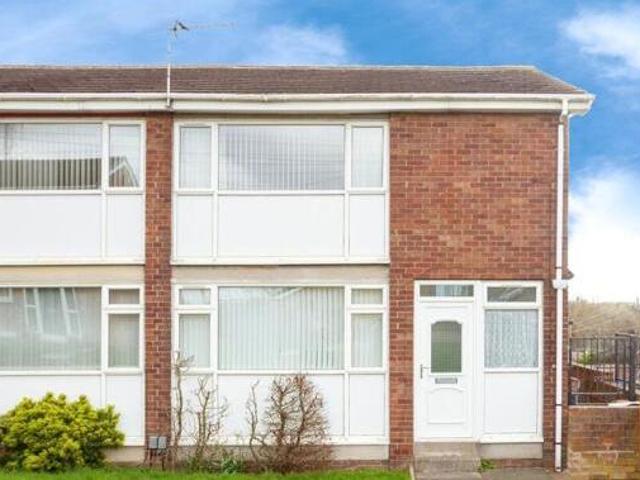 2 Bedroom End Of Terrace House For Sale In Wrenthorpe