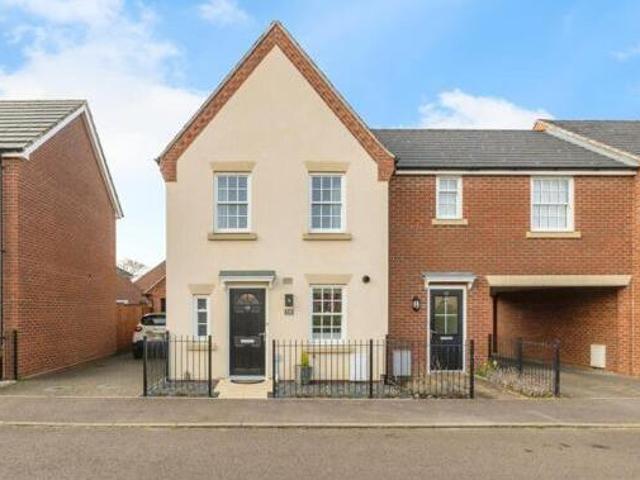 2 Bedroom End Of Terrace House For Sale In Wymondham, Norfolk