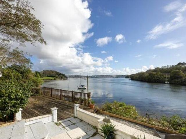2 Bedroom End Of Terrace House For Sale In Torpoint, Cornwall