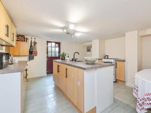 2 bedroom end of terrace house for sale in Tanfield Road, HUDDERSFIELD, HD1