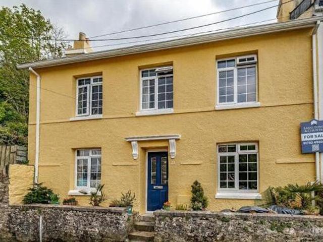 2 Bedroom End Of Terrace House For Sale In Turnchapel