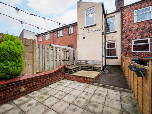 2 bedroom end of terrace house for sale in Ulverston Road, Woodseats, Sheffield, S8