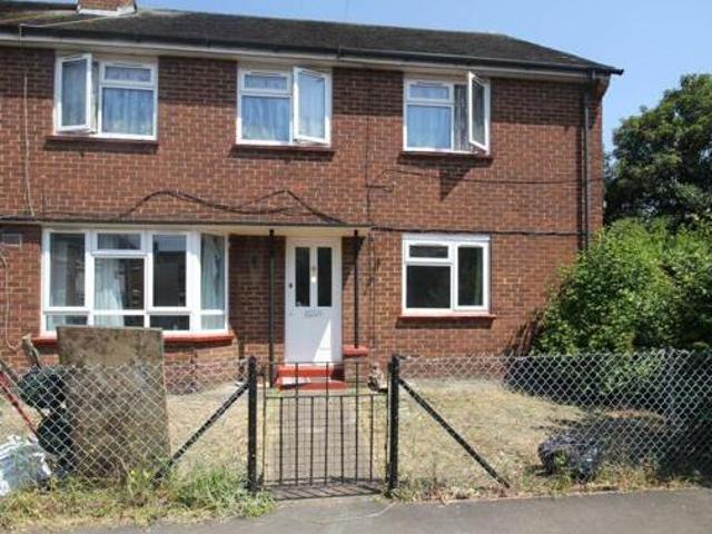 2 Bedroom End Of Terrace House For Sale In Uxbridge