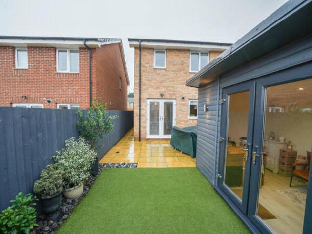 2 bedroom end of terrace house for sale in Vale Street, Swansea, SA1