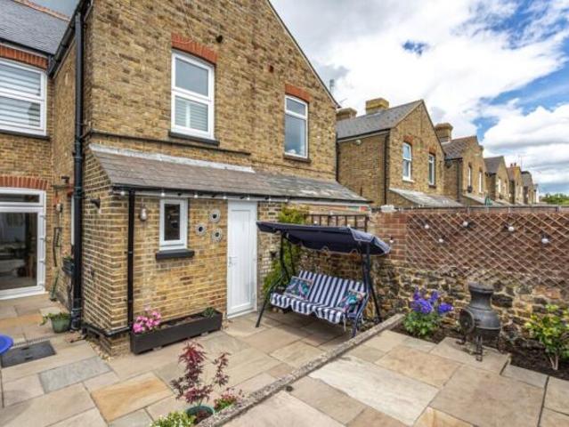2 bedroom end of terrace house for sale in York Terrace, Birchington, CT7