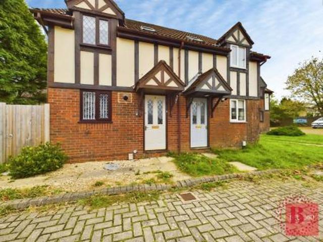 2 bedroom End of terrace house To Let