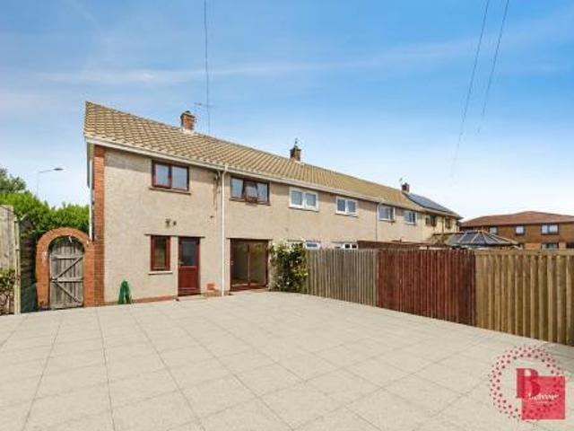 2 bedroom End of terrace house To Let