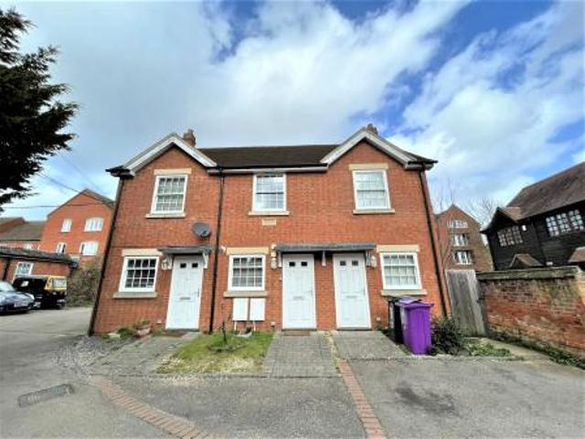 2 bedroom End of terrace house To Let