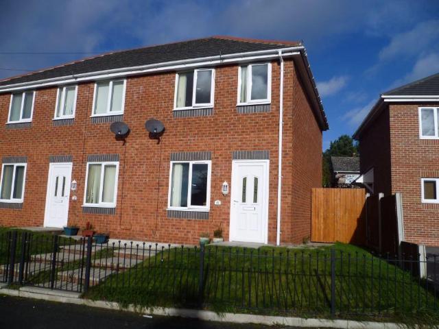 2 bedroom end of terrace house to rent