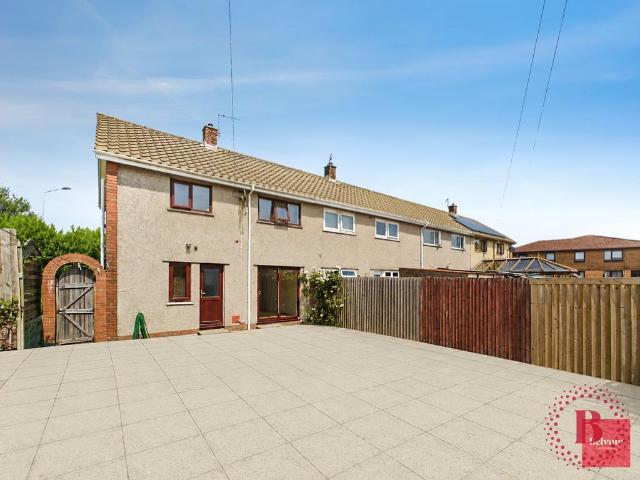 2 bedroom end of terrace house to rent