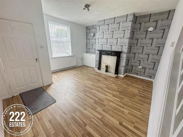 2 bedroom end of terrace house to rent