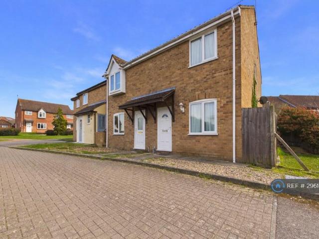 2 bedroom end of terrace house to rent