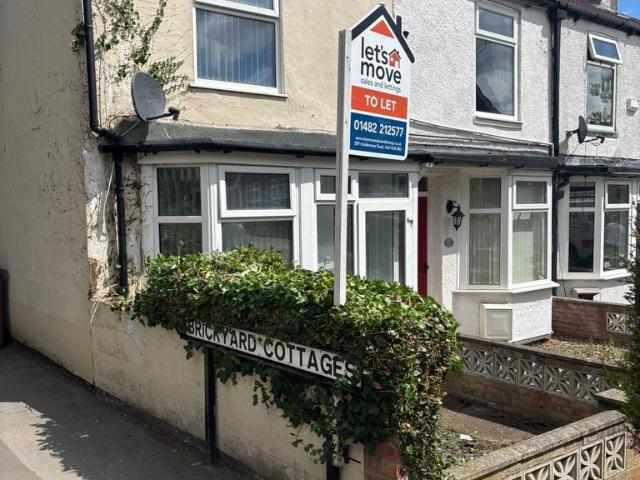 2 bedroom end of terrace house to rent