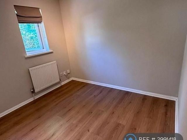 2 bedroom end of terrace house to rent