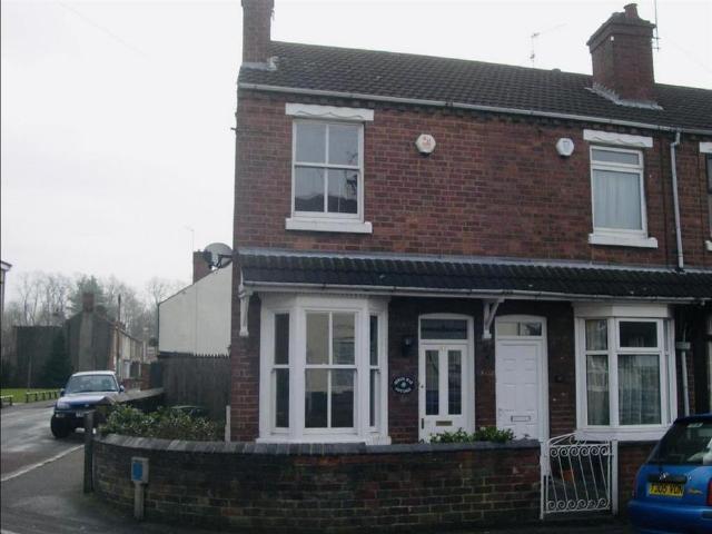 2 bedroom end of terrace house to rent