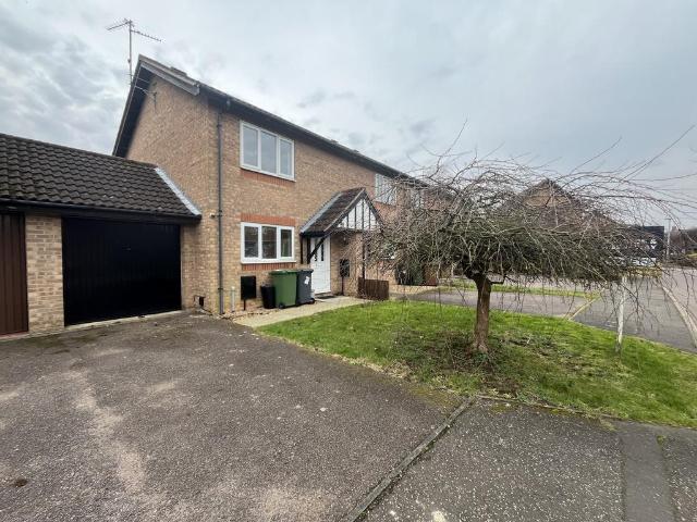 2 bedroom end of terrace house to rent