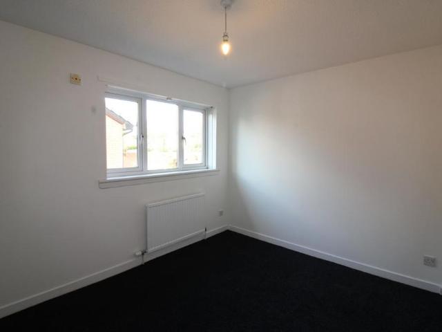 2 bedroom end of terrace house to rent
