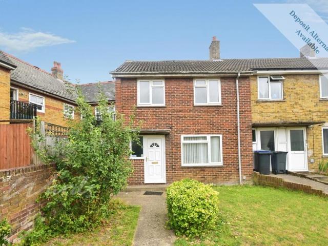 2 bedroom end of terrace house to rent