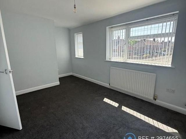 2 bedroom end of terrace house to rent