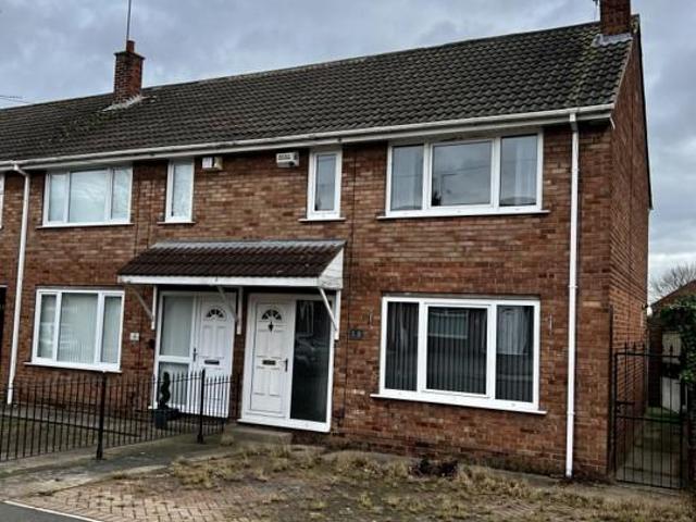 2 bedroom end of terrace house to rent