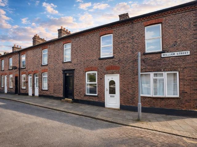 2 bedroom end of terrace house to rent