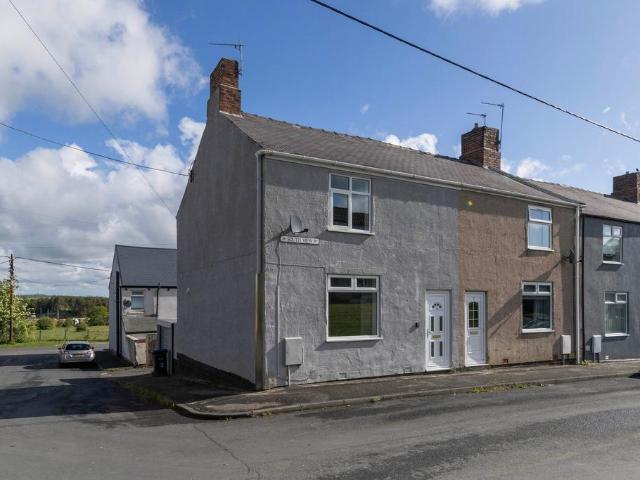 2 bedroom end of terrace house to rent